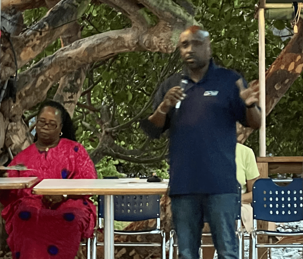 DPW Officials Update Coral Bay Residents at Community Meeting | St ...