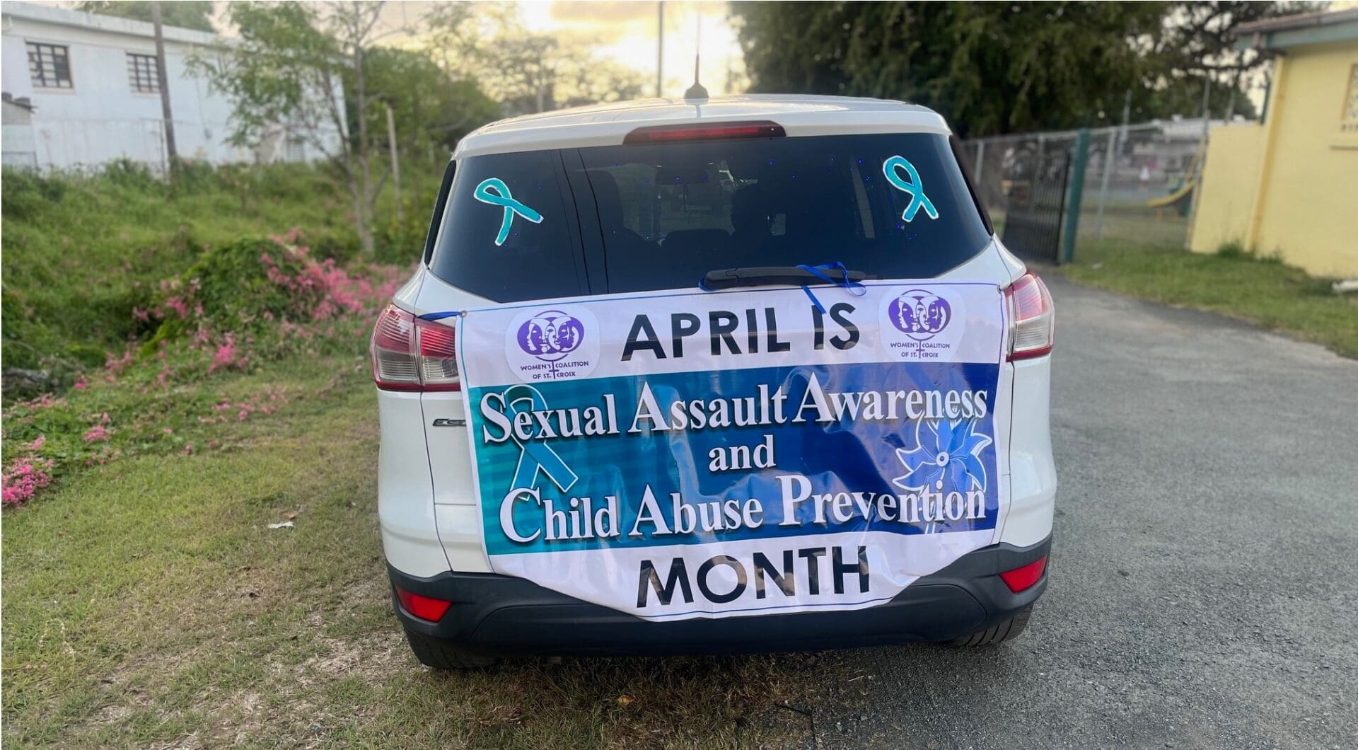 Motorcade Shines Light on Child Abuse, Sexual Assault | St. Thomas Source