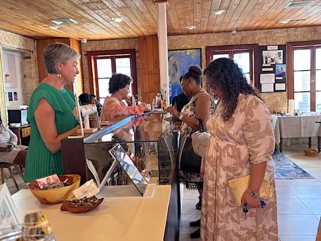 Joyia Jewelry Expands into New Larger Space | St. Thomas Source