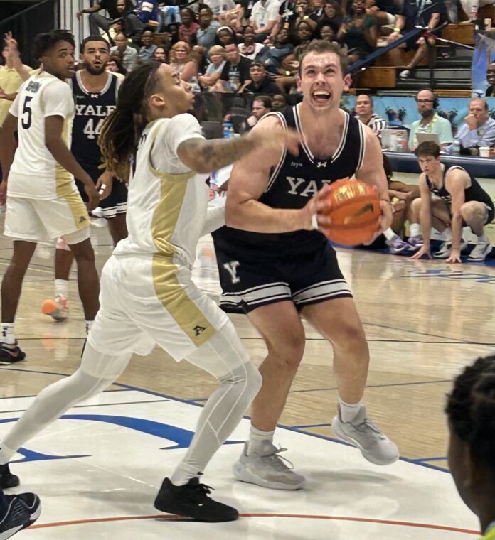Yale Wins 2025 Paradise Jam Men’s Division | St. Thomas Source