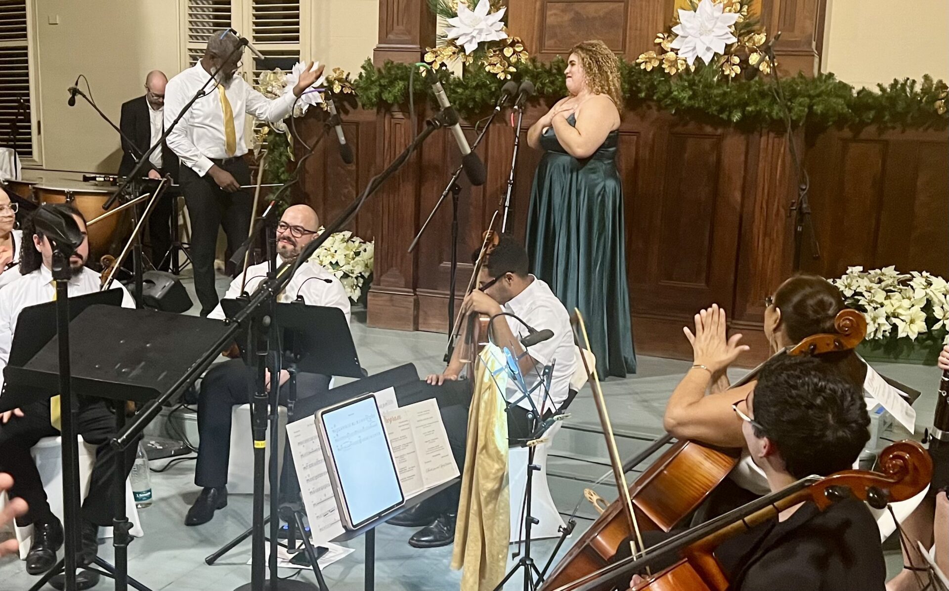 Photo Focus: Music Fans Pack Reformed Church for a Classical Christmas ...